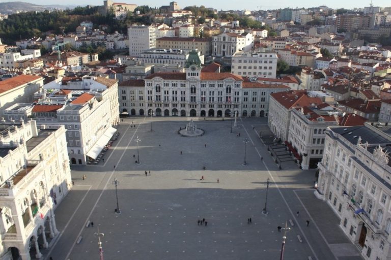 Piazza Unità d'Italia Trieste. La piazza più amata dai triestini.